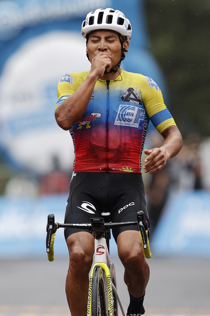 Jonathan Caicedo ganó la tercera etapa del Giro de Italia