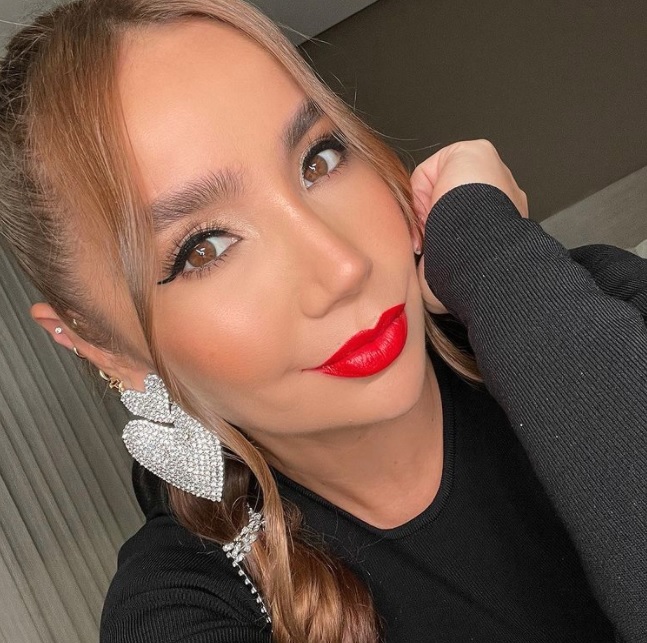 Paola Jara dio la receta de su sudado y volvió a ser viral