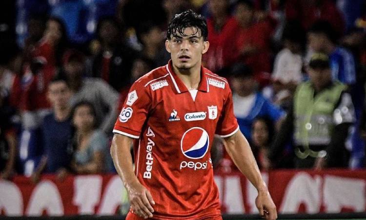 ¡Ya es oficial! América adquirió los derechos deportivos de Brayan Vera