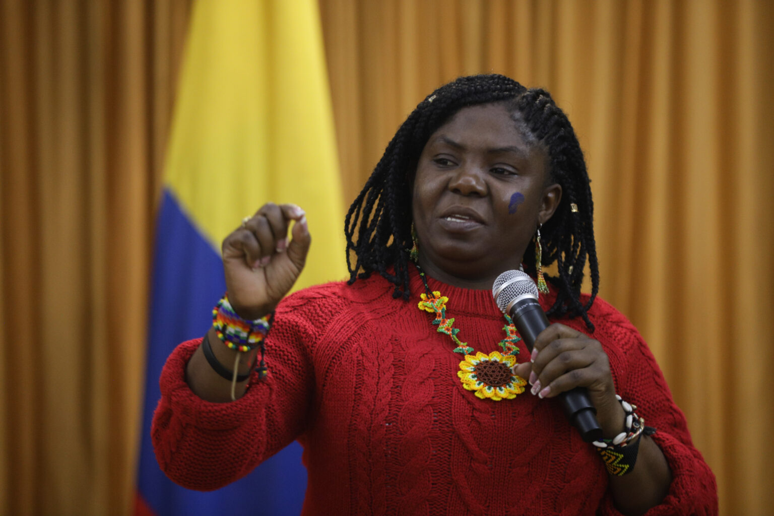 Le subieron el sueldo a Francia Márquez, esta es la millonada que se va ...