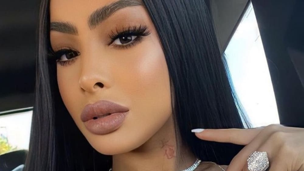 VIDEO: Esta es la nueva e impresionante mansión de Yailin