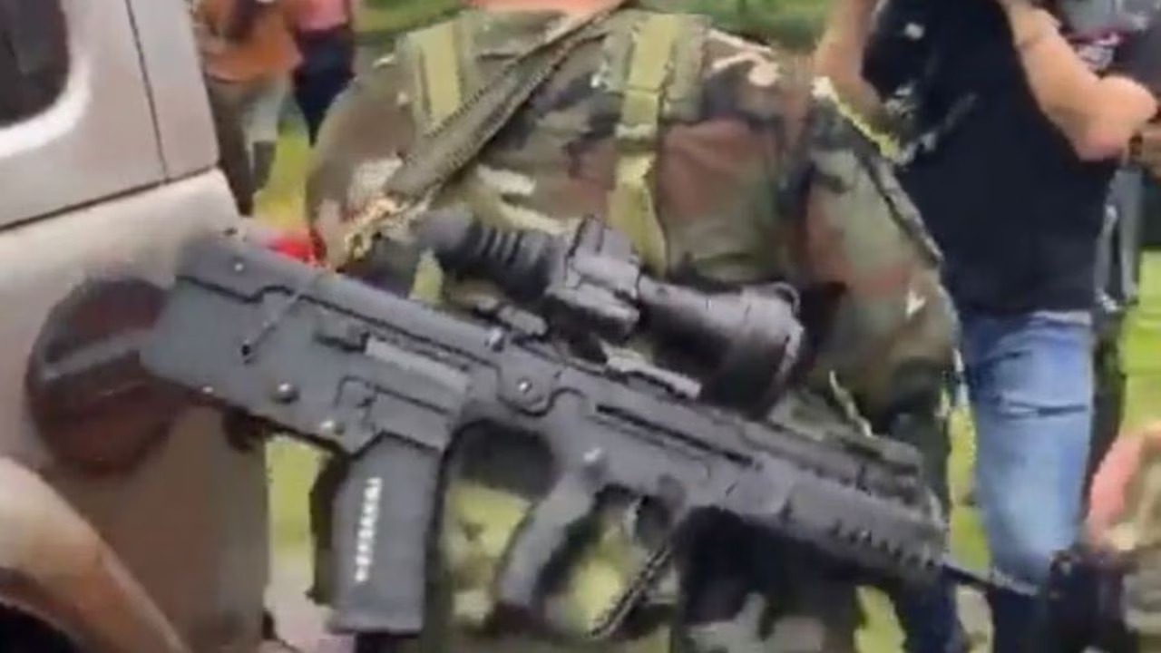 Así es el súper fusil que usa 'Iván Mordisco'