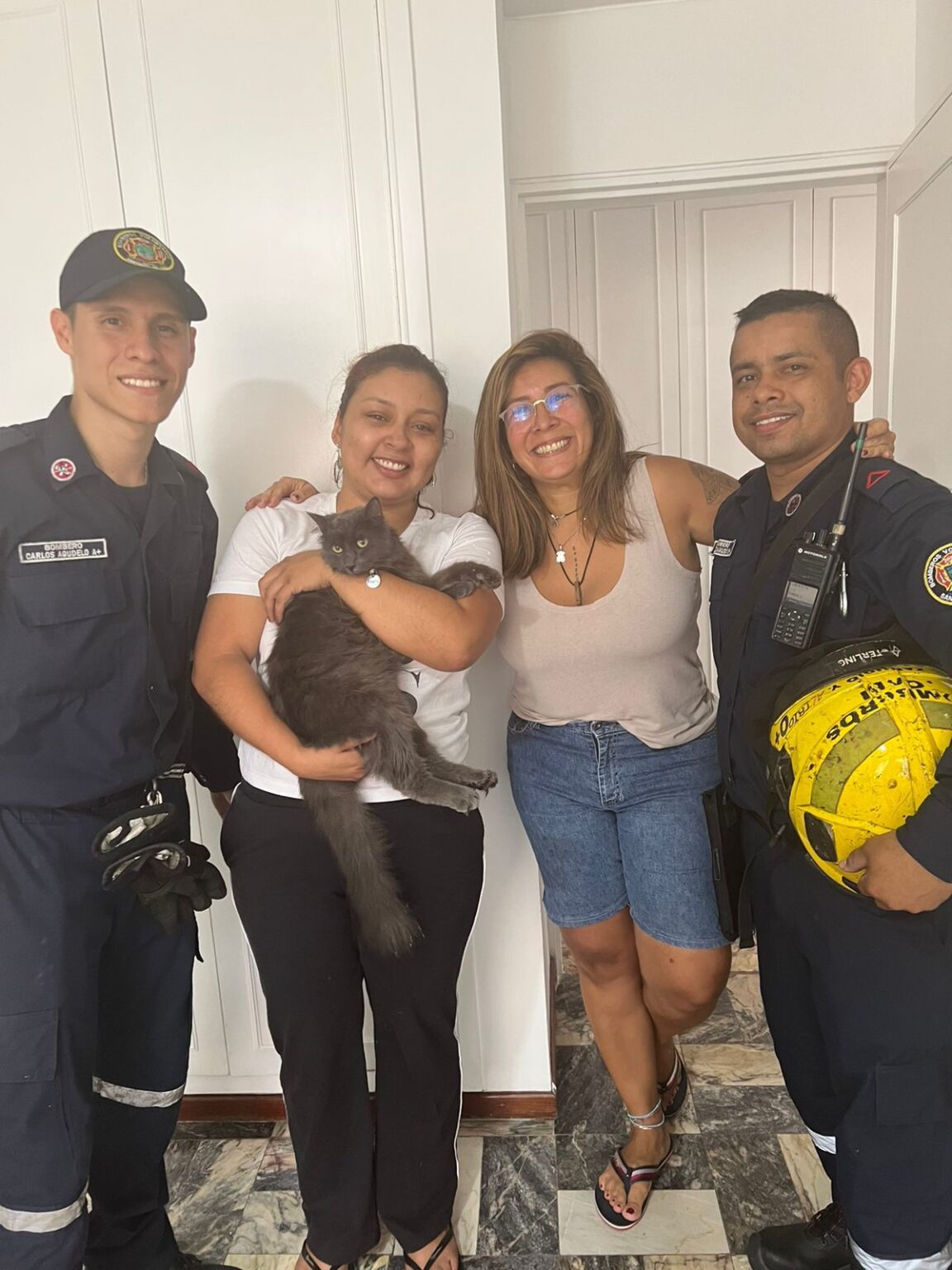 Video: Este es el emotivo momento en que una mujer se encuentra con ...
