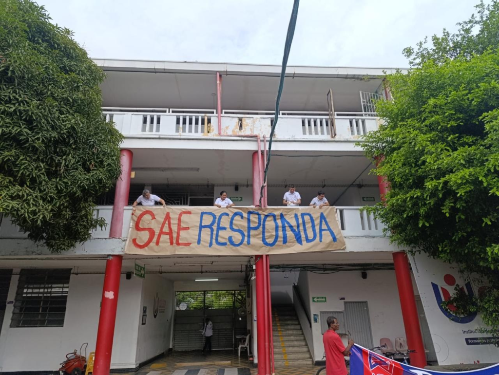 Crisis en el FCECEP: estudiantes y trabajadores enfrentan la suspensión ...